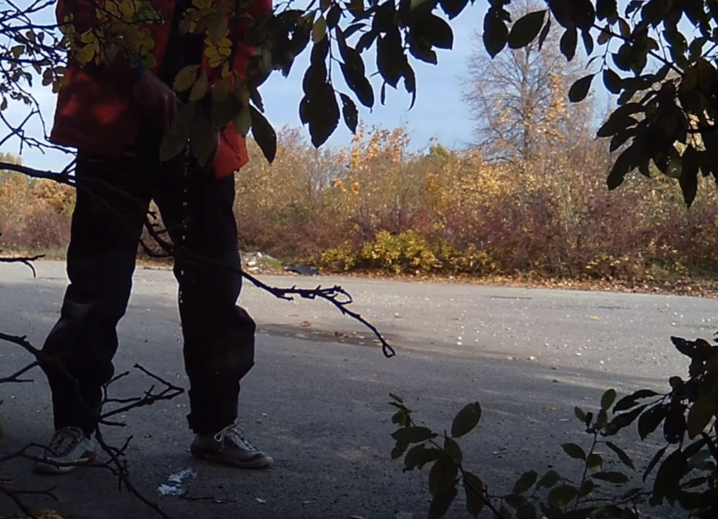 A day full of men peeing in public - The Tree Spy