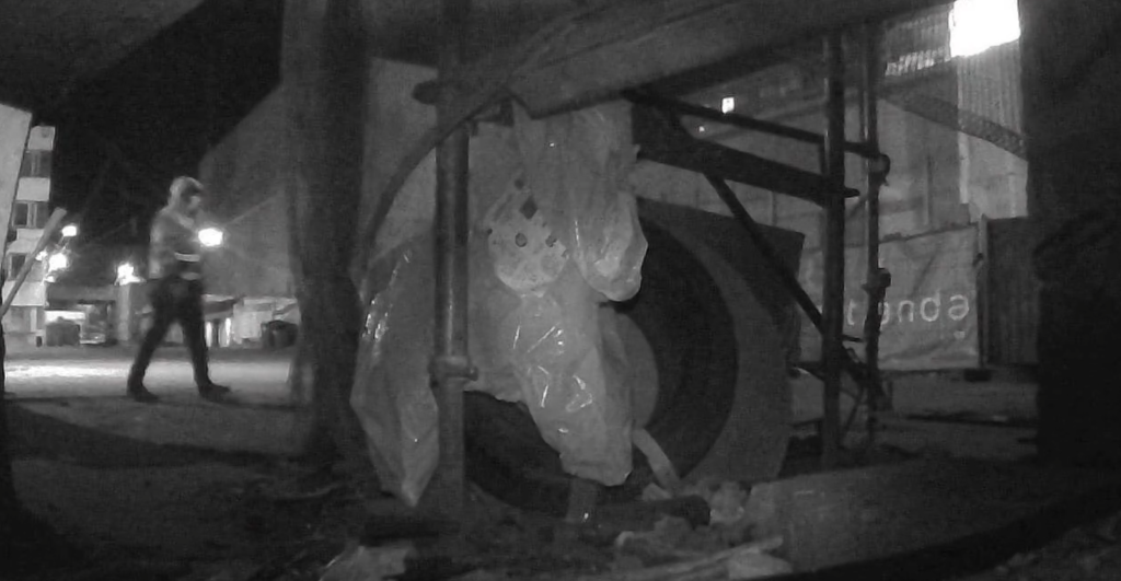 Sneaking around at the construction site - The Tree Spy